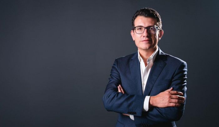 TGI anuncia quién será su socio para construir planta regasificadora en ...